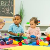How and when do babies develop social skills? | NCT